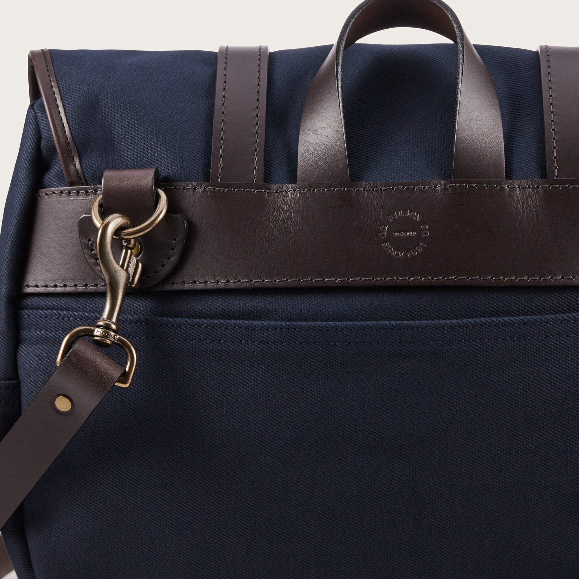 Medium rugged twill field bag by Filson | Navy (Blue)